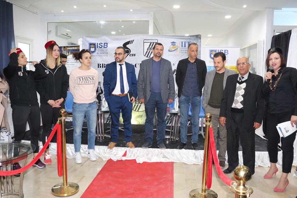 En vidéo: IIT & ISB honorent les dames du CSS